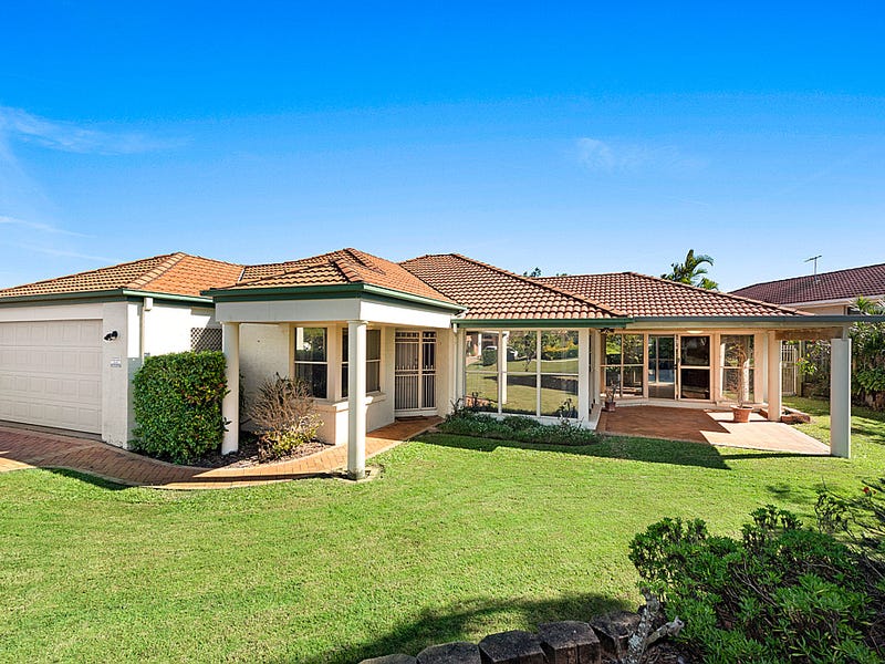 12 Pembridge Place, Carindale, Qld 4152 - Property Details