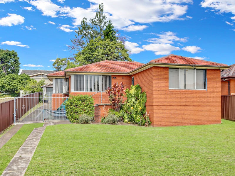 Real Estate & Property for Sale in 14 Greenleaf St, Constitution Hill ...