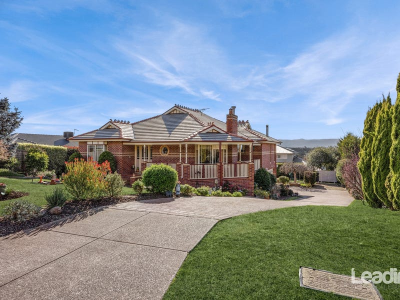 1 Kurung Court East, Gisborne, Vic 3437 - Property Details