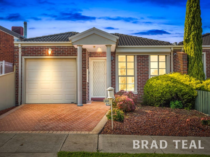 44A Saratoga Cres, Keilor Downs, VIC 3038 - realestate.com.au
