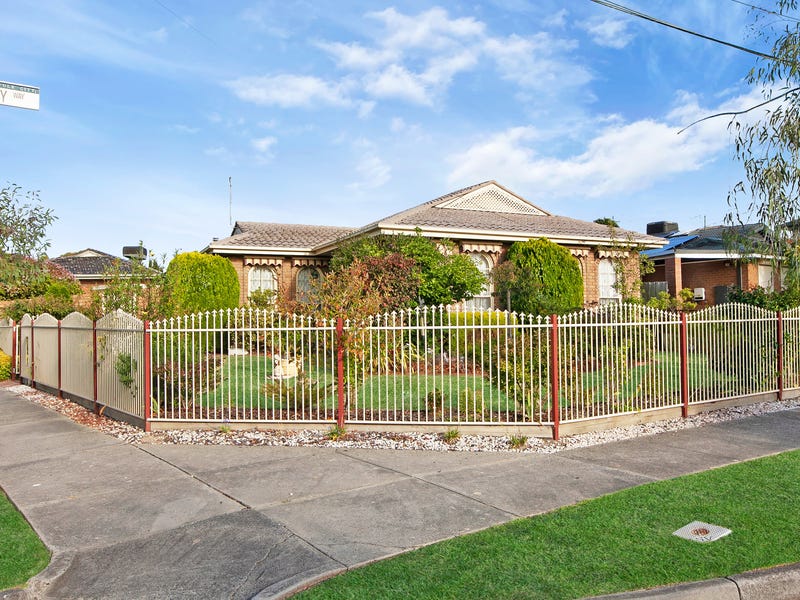 4 Witney Way, Bundoora, Vic 3083 - Property Details
