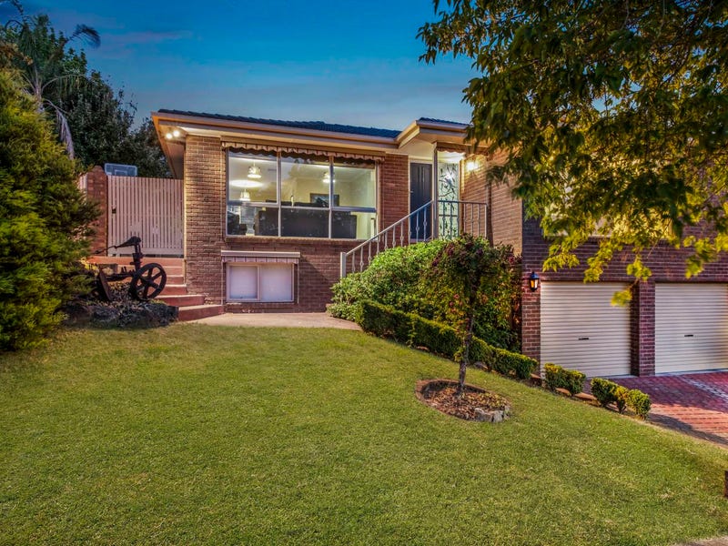 4 Telford Drive, Berwick, Vic 3806 - Property Details