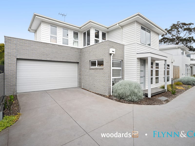 3/2 Banks Street, McCrae, Vic 3938 - Property Details