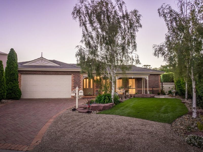 6 Larose Place, Werribee, Vic 3030 - Property Details