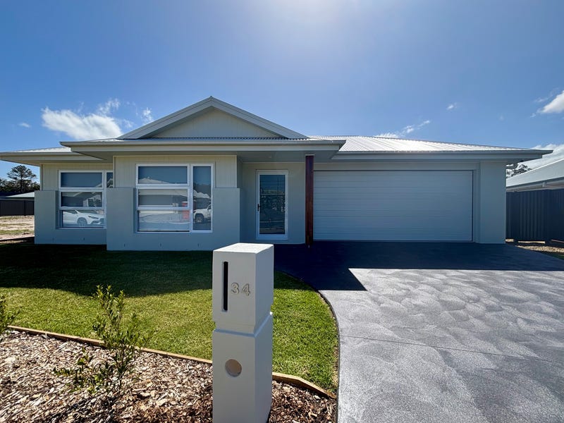34 Grouper Cres, Moonee Beach, NSW 2450 - realestate.com.au
