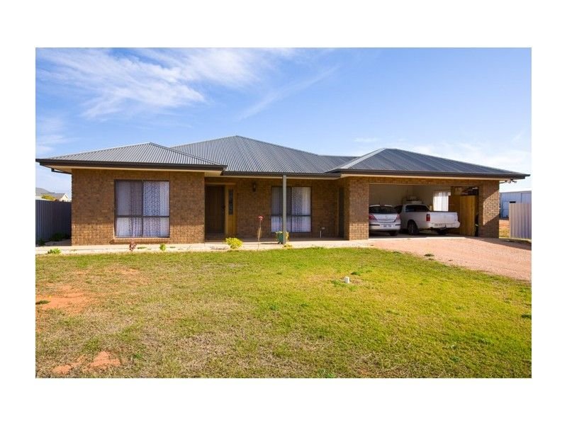 11 Forrester Court, Nichols Point, VIC 3501 - realestate.com.au