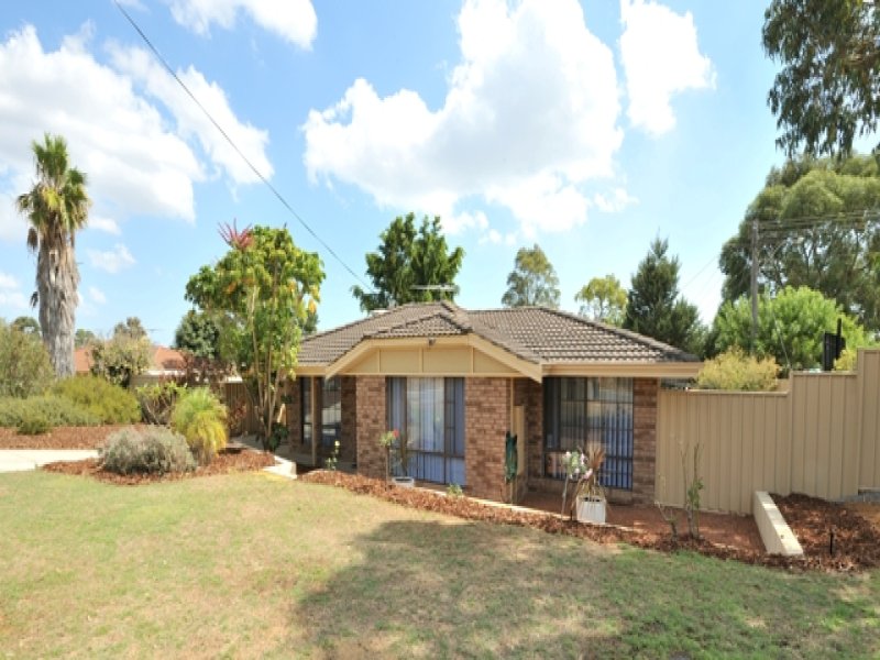 2 Burrow Place, Parmelia, WA 6167 - Property Details