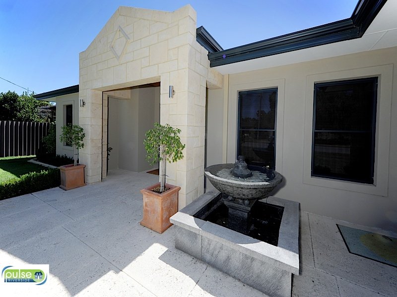 8 Bernier Road, Shelley, WA 6148 - realestate.com.au