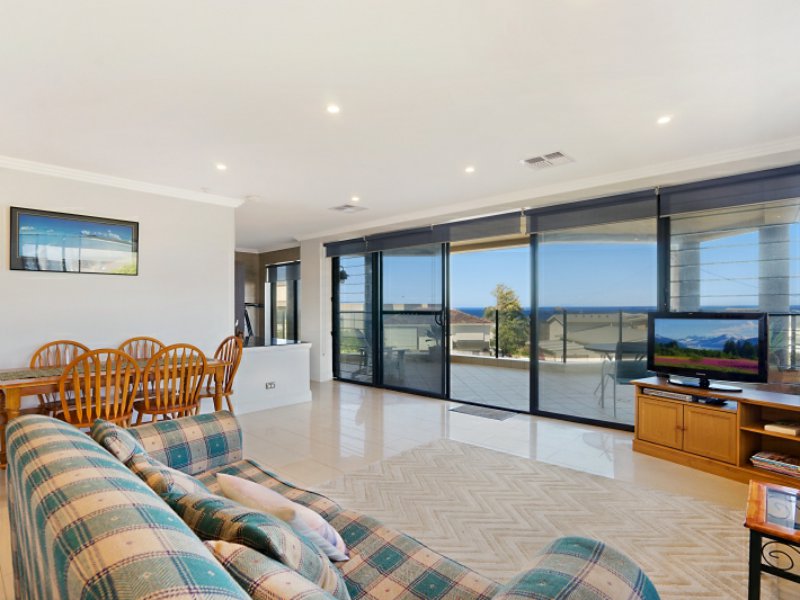 2/73 Ocean Parade, The Entrance, NSW 2261 - realestate.com.au