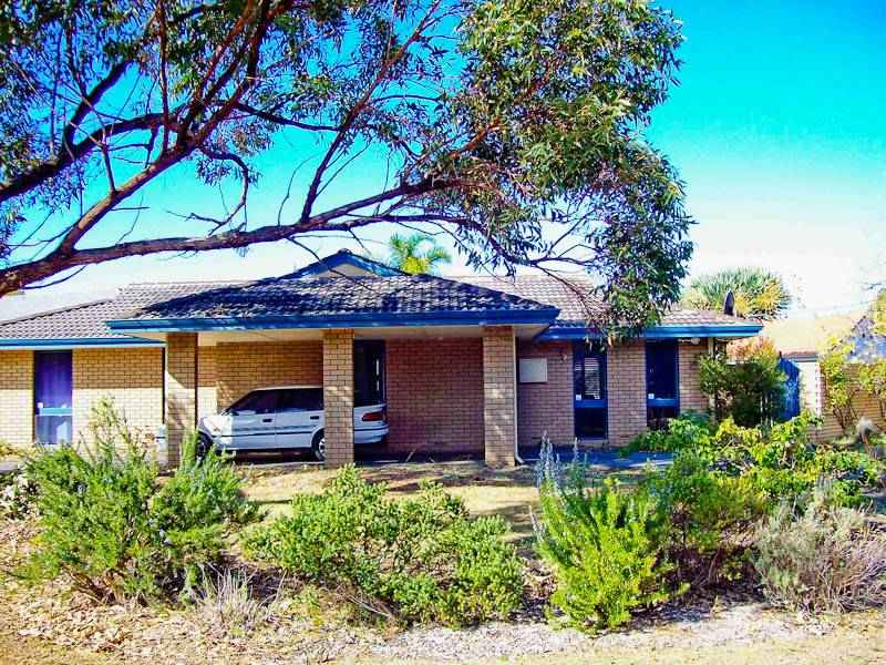 37 Oxley Ave, Padbury, WA 6025 - Property Details