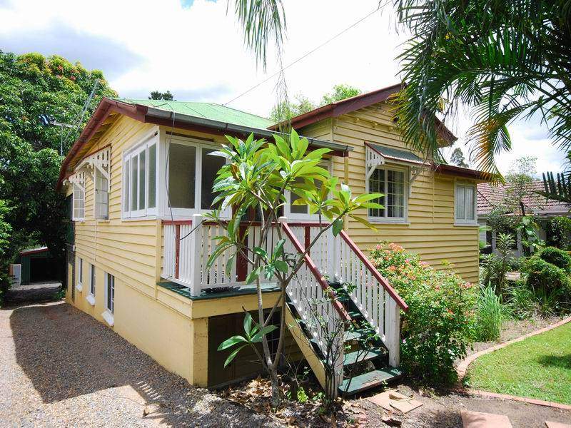 27 Rouen Road, Bardon, Qld 4065 - Property Details