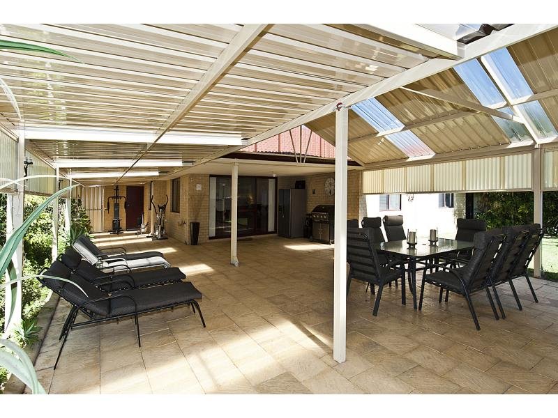 17 Antuka Road, Rockingham, WA 6168 - Property Details