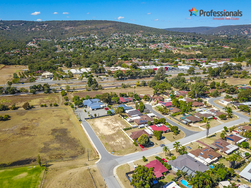 11 Ivanhoe Way, Camillo, WA 6111 - realestate.com.au