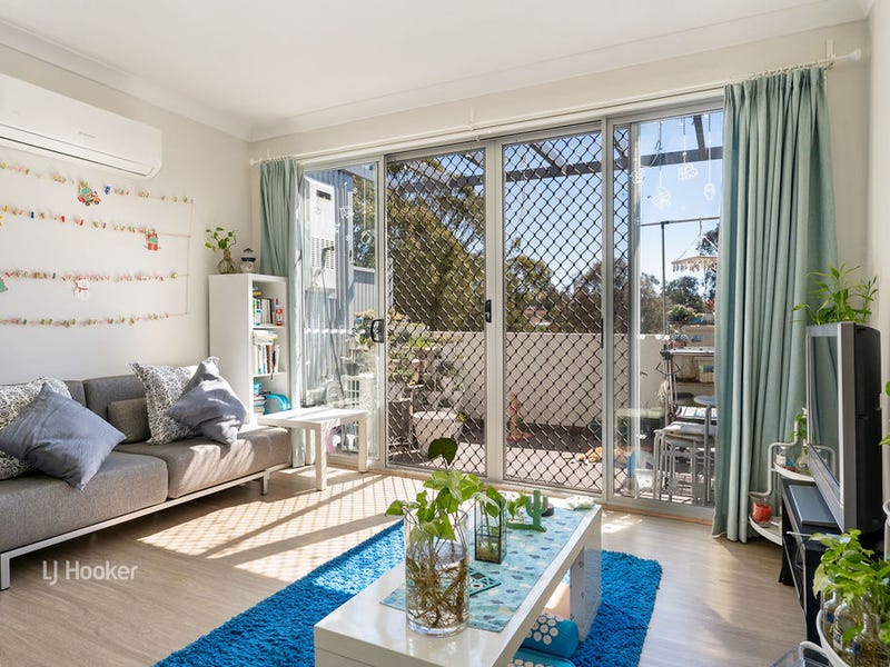 17 4 6 Junia Avenue Toongabbie NSW 2146 Property Details