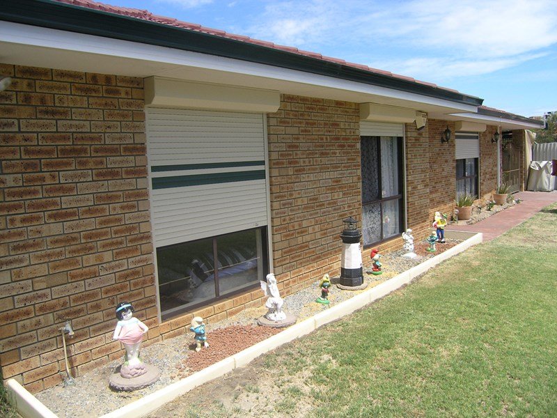 10 Hood Place, Gosnells, WA 6110 - Property Details