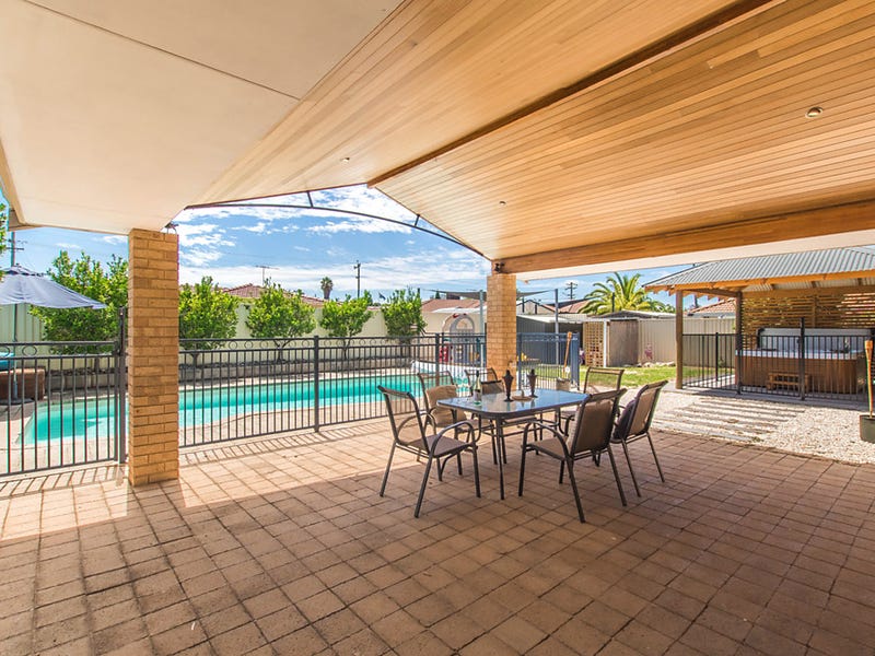 18 HADDINGTON STREET, Beldon, WA 6027 - Property Details