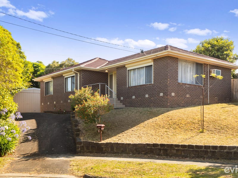 7 Flynn Court, Frankston, Vic 3199 - Property Details