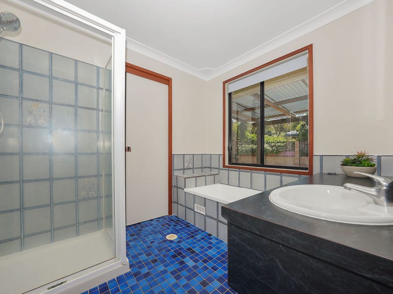 1 Lenaghan Cres, Eleebana, NSW 2282 - realestate.com.au