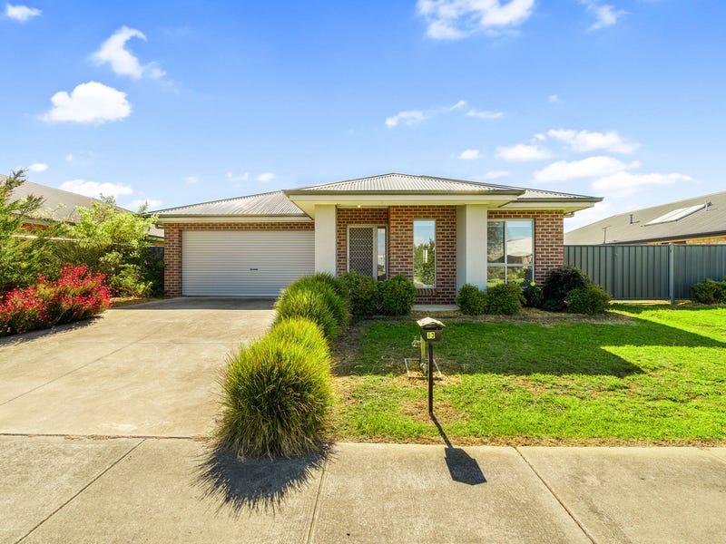 13 Hillcrest Drive, Maffra, Vic 3860 - Property Details