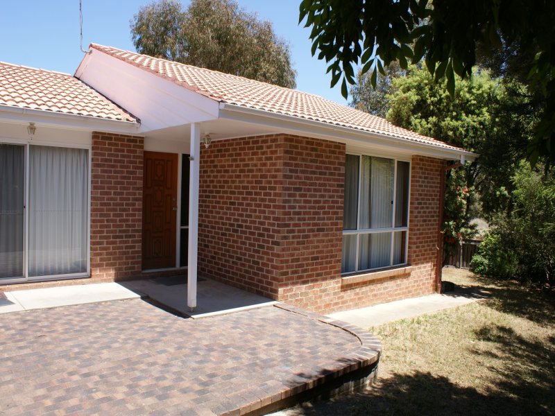 8/43 Derrington Cres, Bonython, ACT 2905 - realestate.com.au