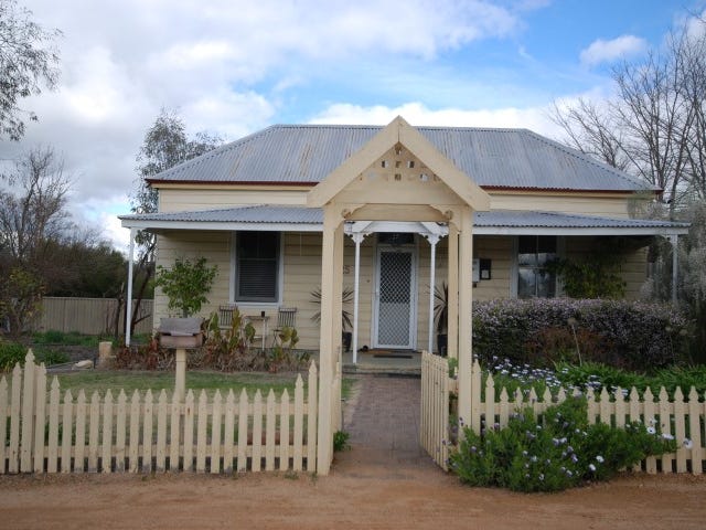 25 Furnival Street, Narrogin, WA 6312 - realestate.com.au