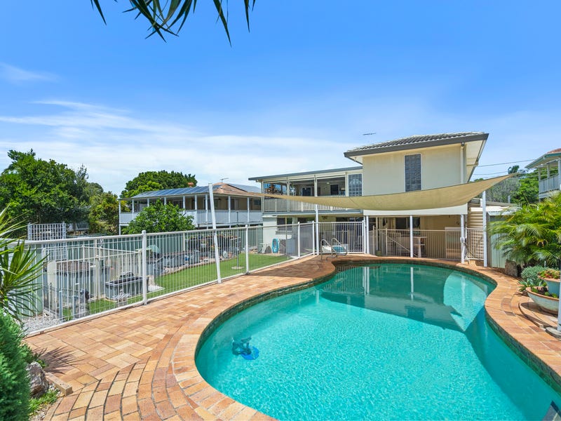 15 Wilfred Street, Lota, Qld 4179 - Property Details