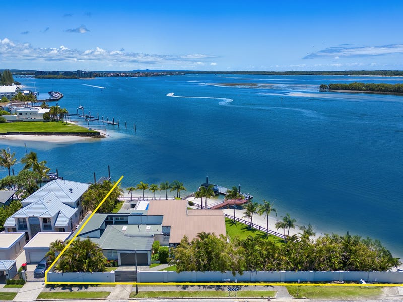 3 Howard Street, Runaway Bay, QLD 4216 - realestate.com.au