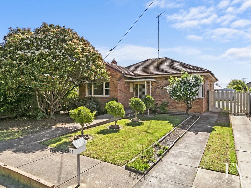 33 Martin Street, East Geelong, VIC 3219 - realestate.com.au