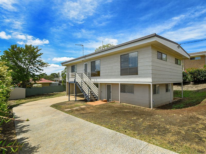16 Hoey Street, Kearneys Spring, QLD 4350 - realestate.com.au