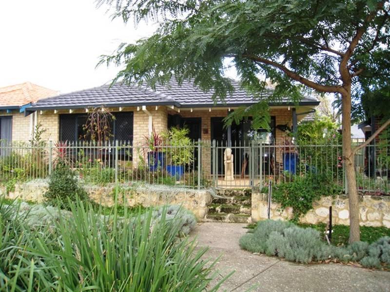 6 Marigold Lane, Falcon, WA 6210 - realestate.com.au