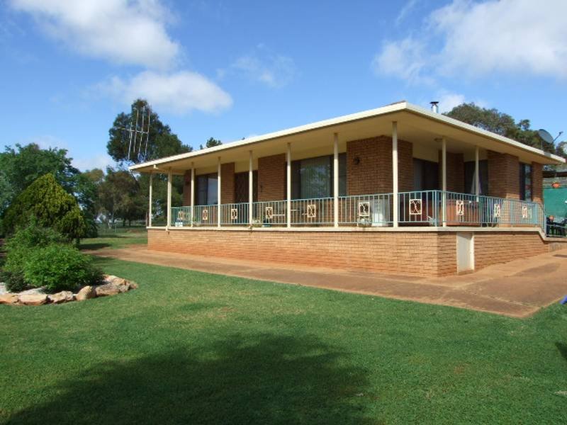 139 Tanks Lane, Parkes, NSW 2870 - Property Details