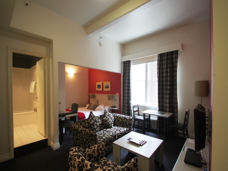 208/182 Collins Street, Melbourne, Vic 3000 - Property Details