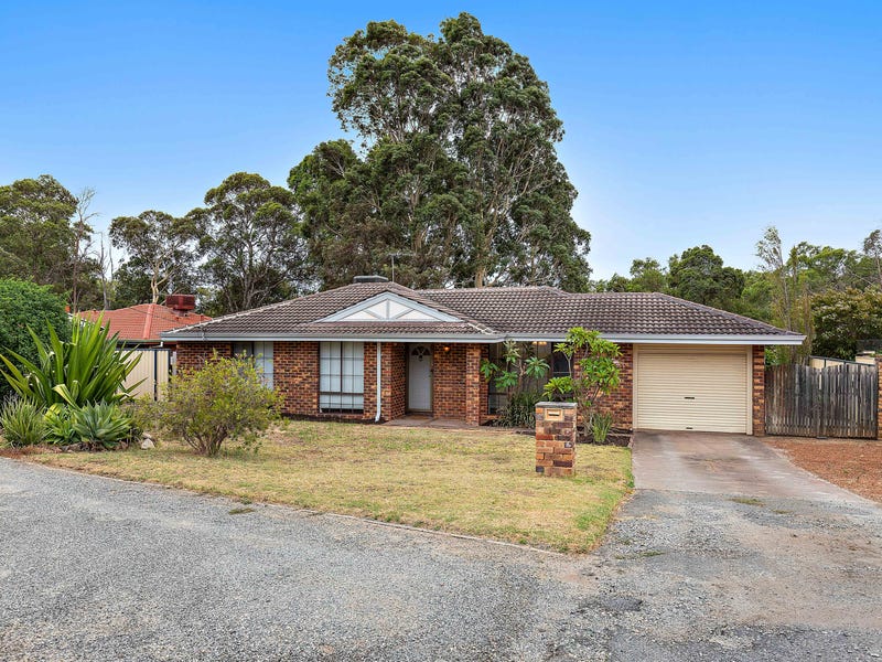 1 Morundah Place, Kelmscott, WA 6111 - Property Details