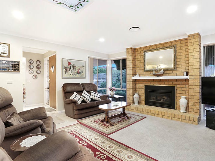 6 Hamilton Place, Mornington, Vic 3931 - Property Details