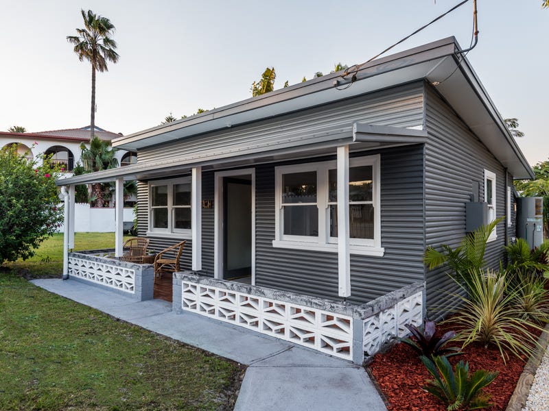 33 Pacific Street, Crescent Head, NSW 2440 - realestate.com.au