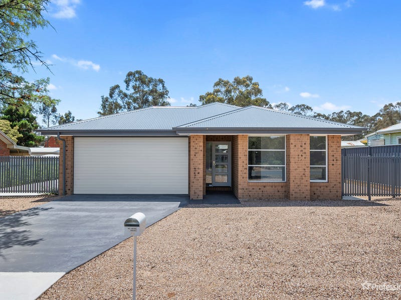 36 Broadway, Dunolly, Vic 3472 - Property Details