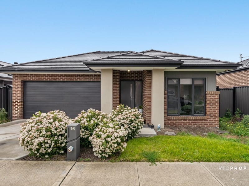16 Coronado Avenue, Craigieburn, Vic 3064 - Property Details