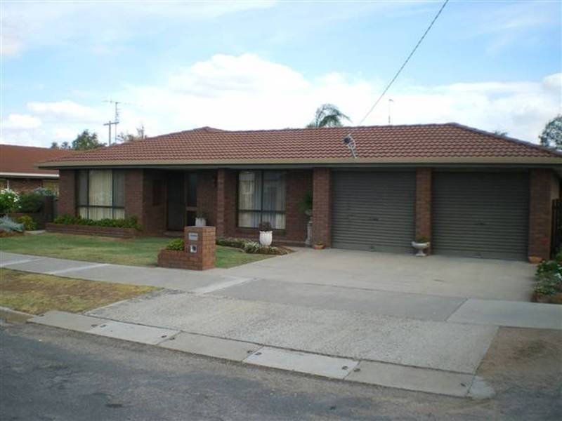 14 Charles Street, Jeparit, Vic 3423 - Property Details