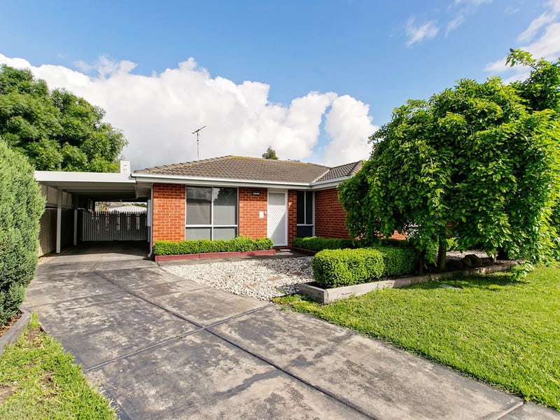 2 Harcourt Square, Wyndham Vale, VIC 3024 - realestate.com.au