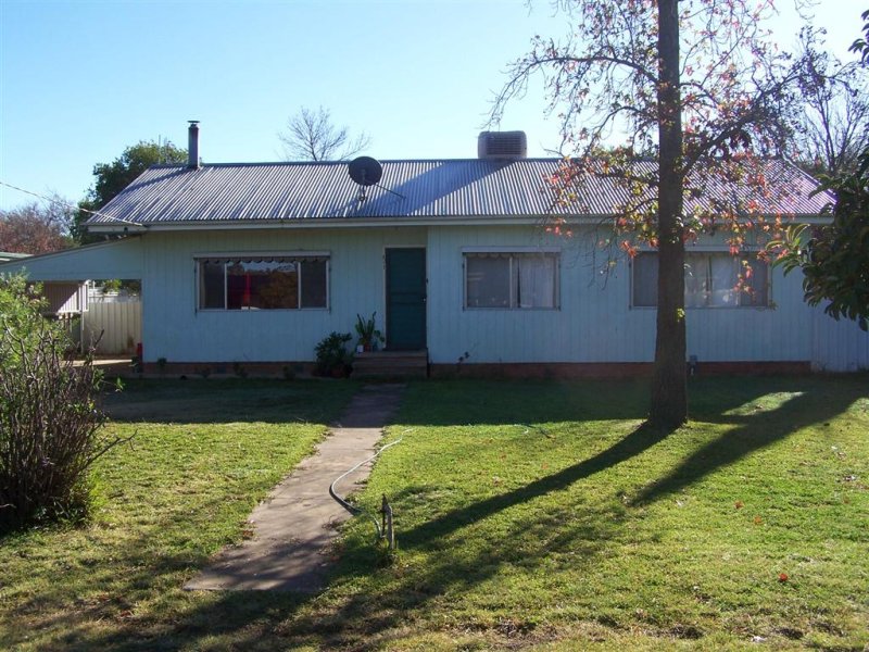 317 Church St, Hay, NSW 2711 - Property Details