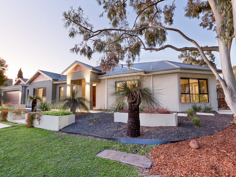 2 Platt Court, Booragoon, WA 6154 - Property Details