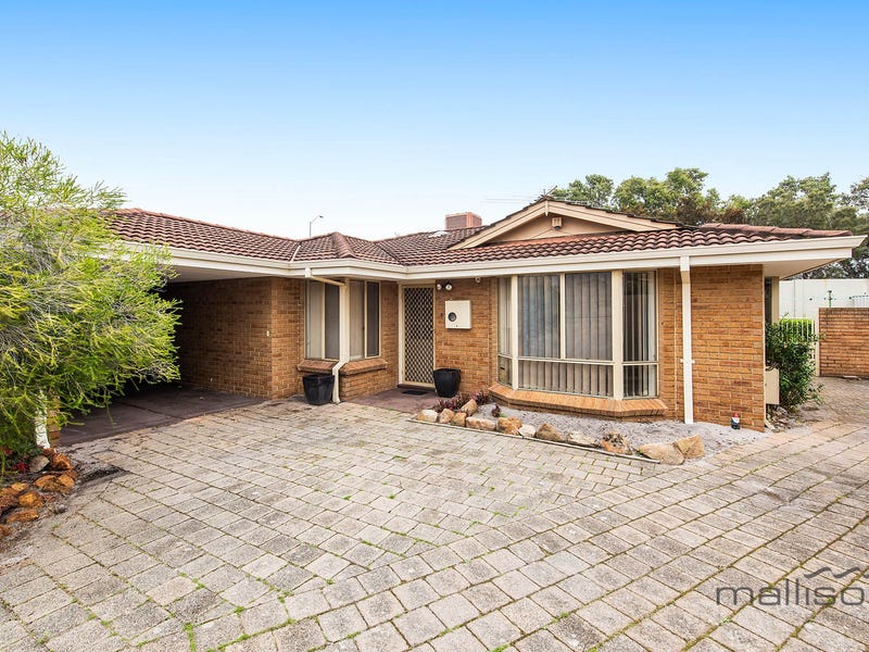 11 Howlett Place, Leeming, WA 6149 - Property Details