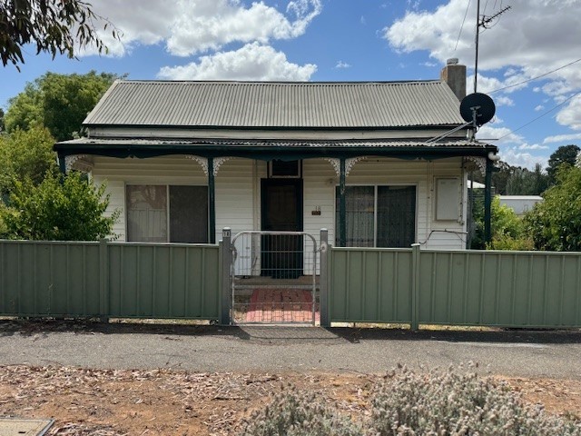 18 Reef Street, Wedderburn, Vic 3518 - Property Details