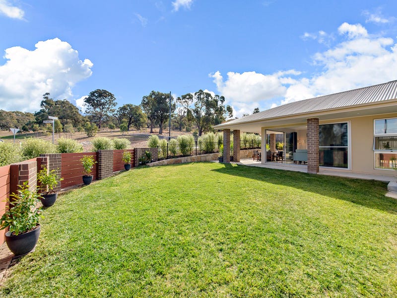 24 Hanley Street, Casey, ACT 2913 - Property Details