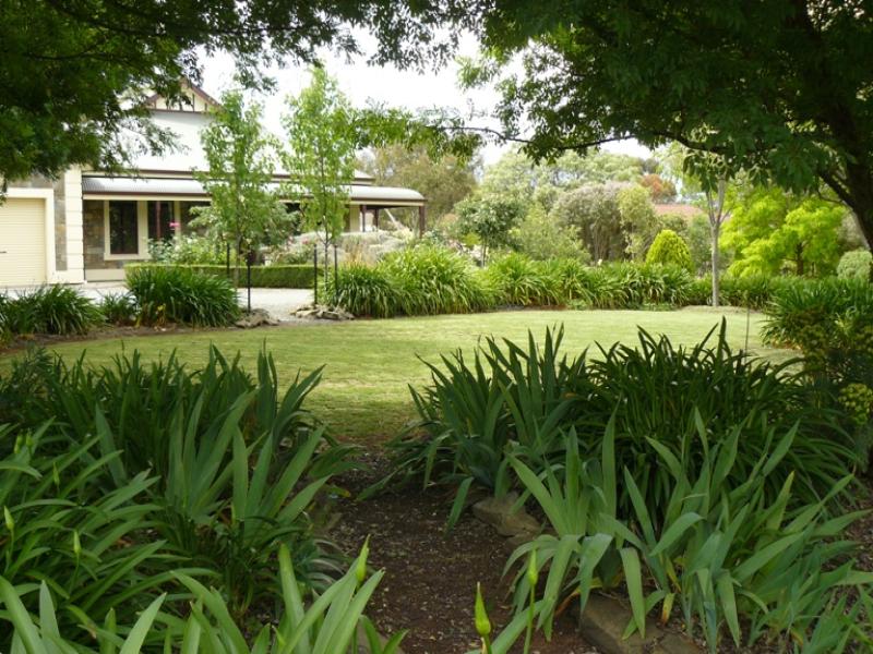 11 Barons Court, Greenock, SA 5360 - Property Details