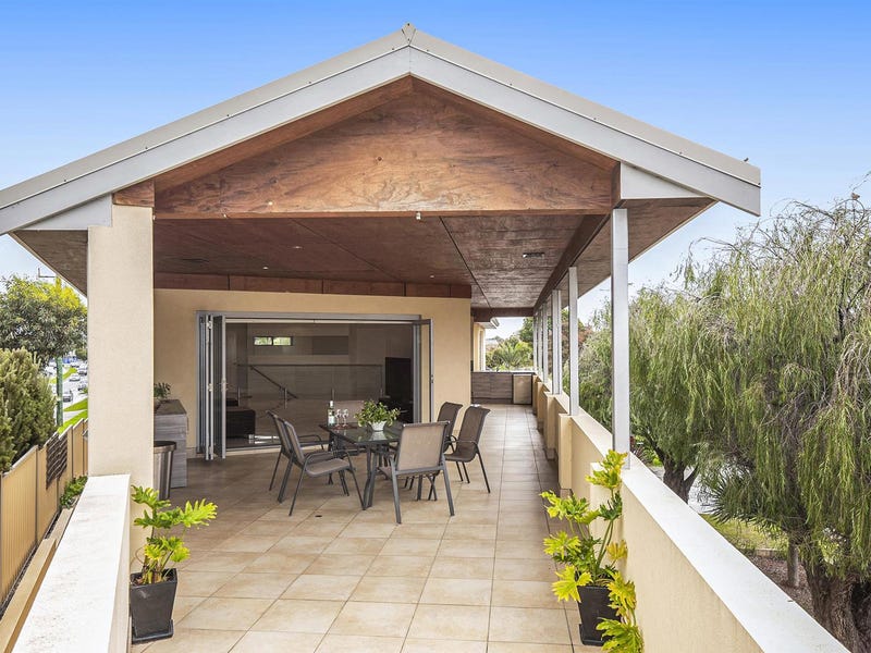 23 Windemere Crescent, Nollamara, WA 6061 - Property Details