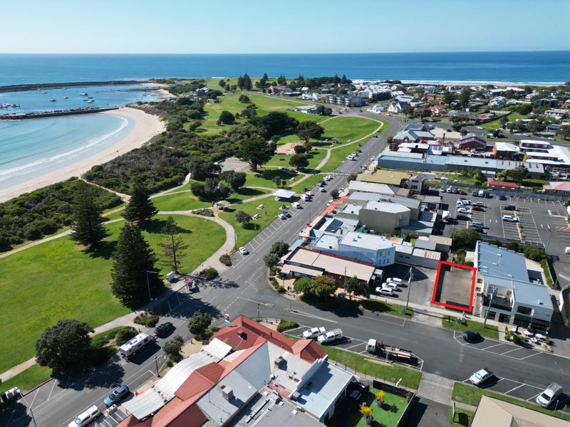 1 Moore Street, Apollo Bay, VIC 3233 - realestate.com.au