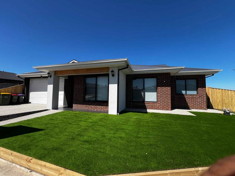 35 Langford Road, Donnybrook, Vic 3064 - Property Details