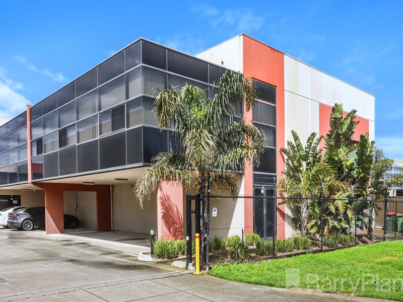 1/2A Holmwood Road, Tottenham, Vic 3012 - Property Details