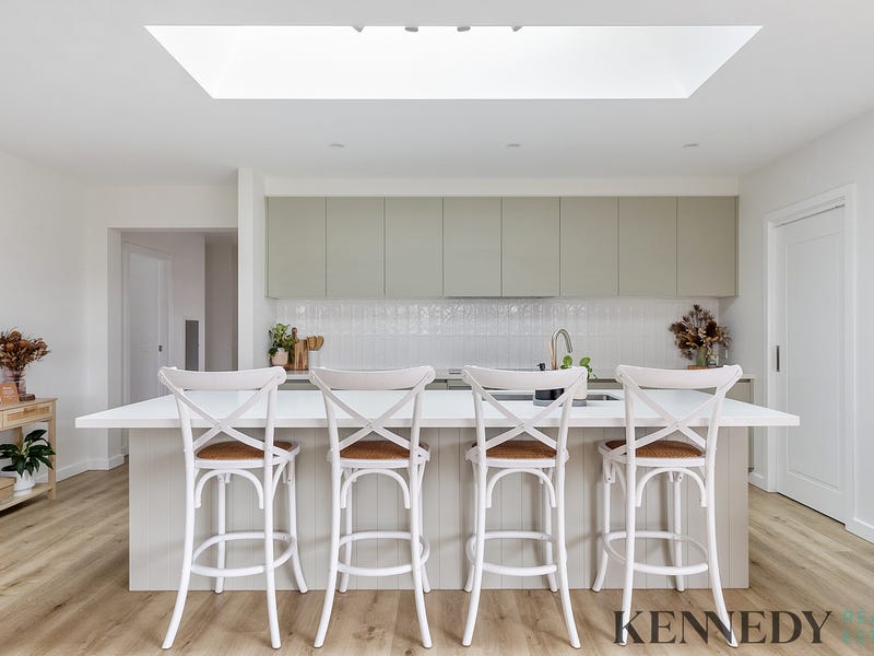 34 Fairway Drive, Yarrawonga, VIC 3730 - realestate.com.au